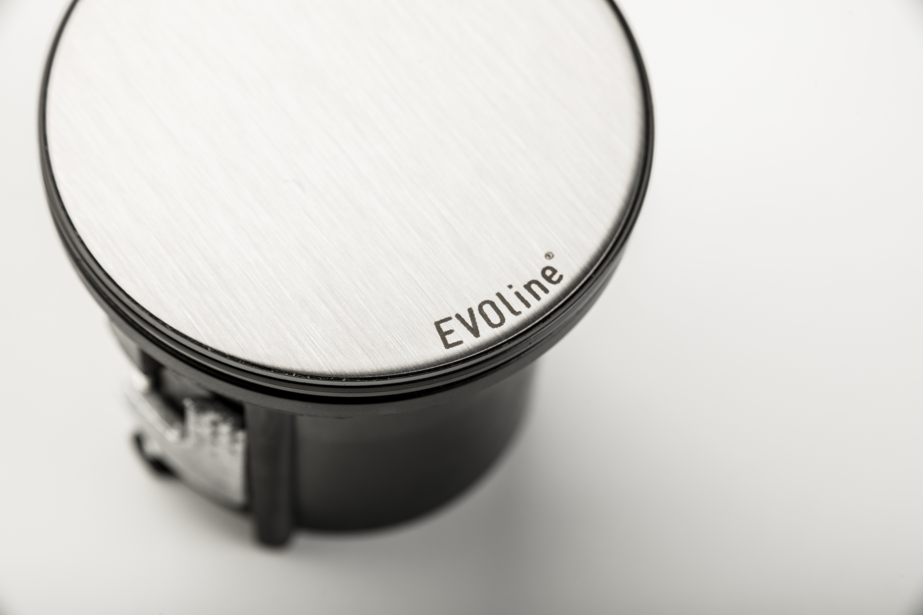 EVOline® One – Der Kompakte Strom und Daten Zugang.